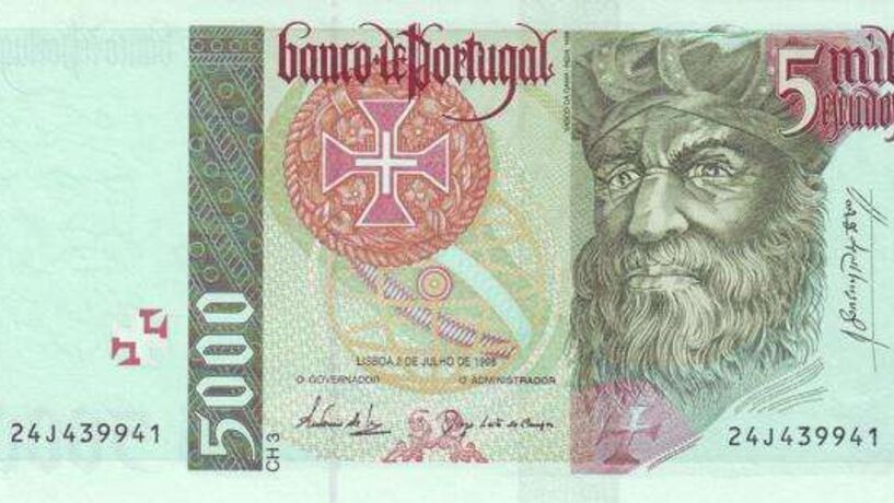 Portugueses guardam 156 milhões de euros em notas de escudos - Banca ...