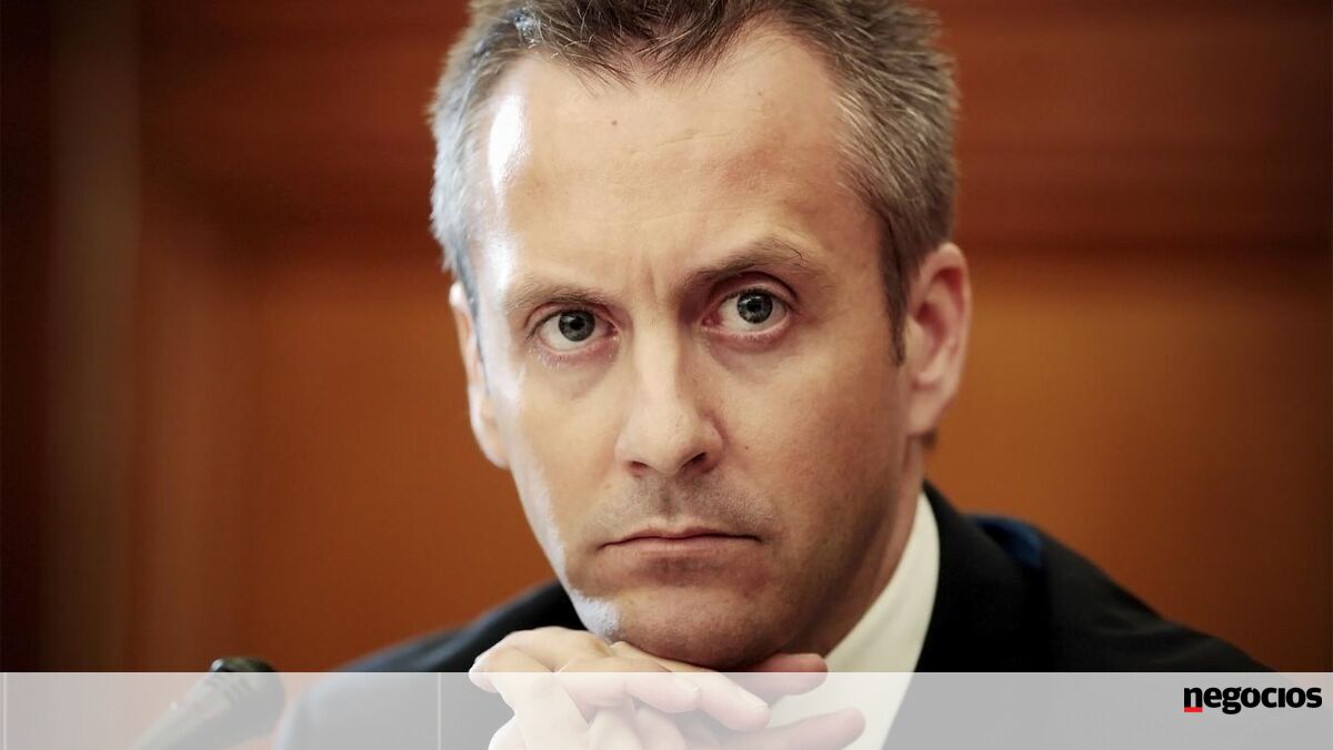 Sérgio Monteiro garante: Não houve contrapartidas aos estivadores ...