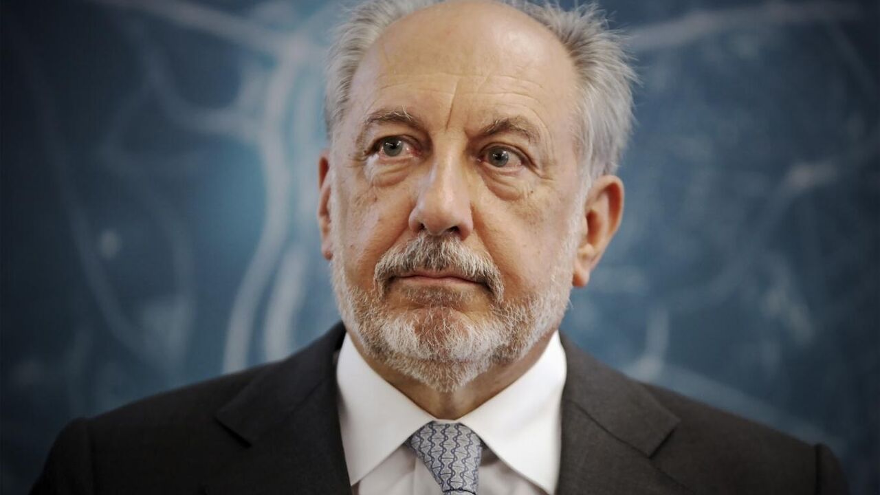 Rui Vilar tem voto de qualidade na Caixa - Banca & Finanças - Jornal de ...