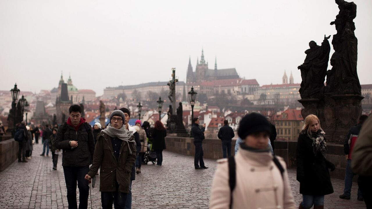 Chéquia. Este deverá ser o novo nome da República Checa - Europa ...