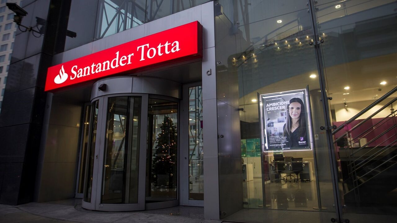 S&P sobe rating do Santander Totta para o nível da República ...