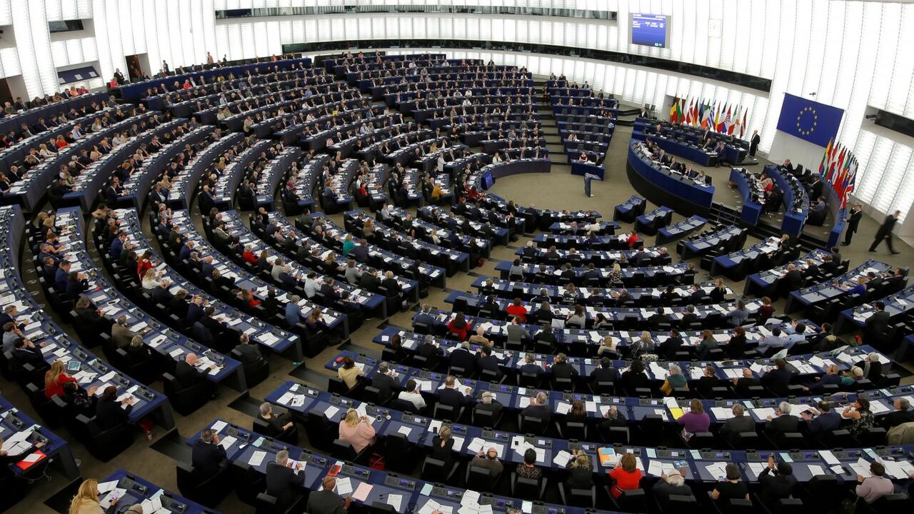 Parlamento Europeu aprova orçamento plurianual da União Europeia ...