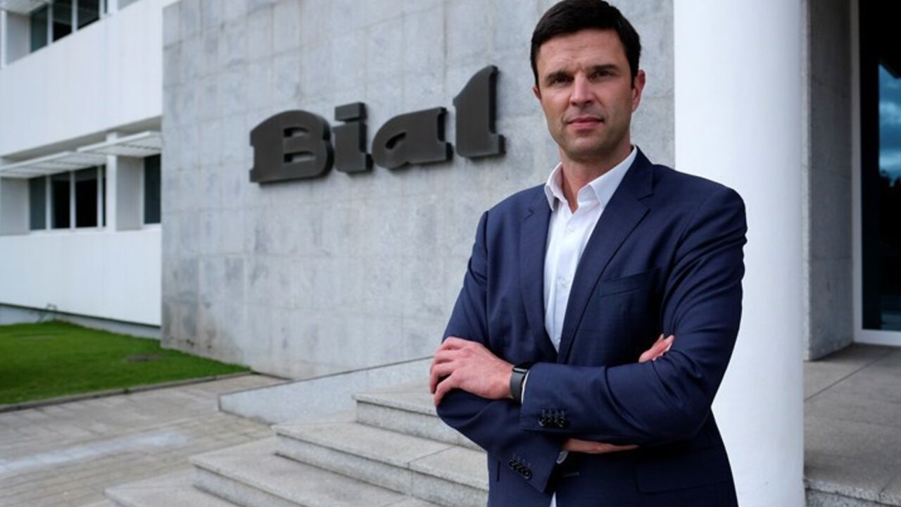 Bial ganha licença nos EUA para vender medicamento para Parkinson na ...