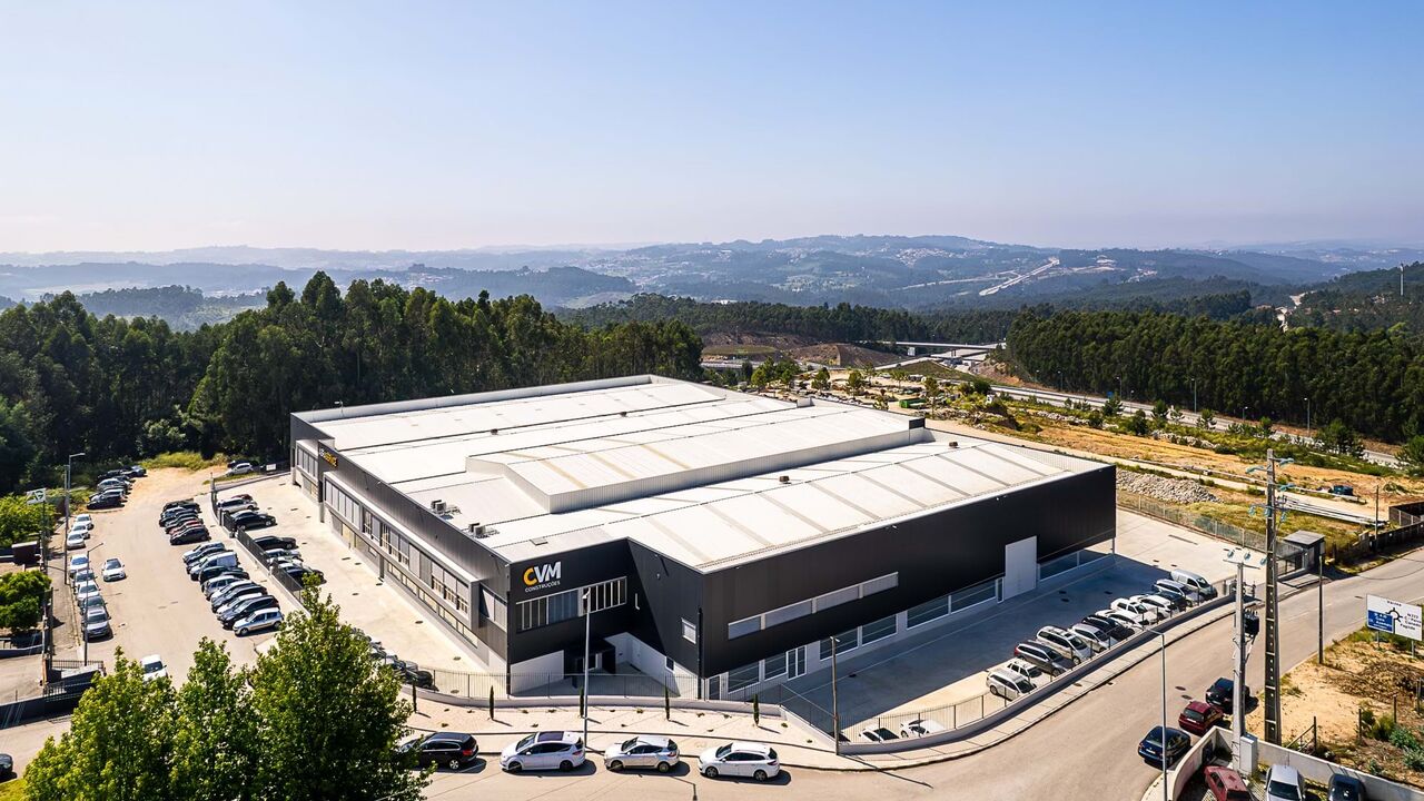 CVM investe três milhões no regresso às origens - Imobiliário - Jornal ...