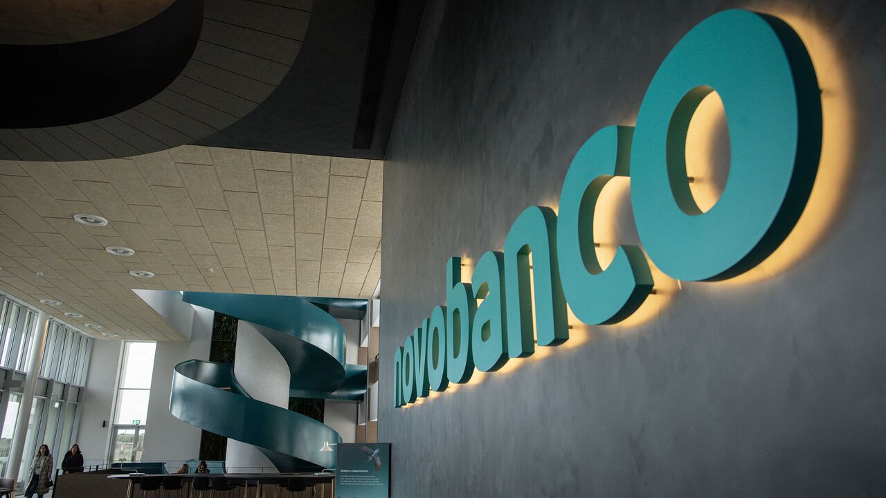 Dono do BPI avalia compra do Novo Banco - Banca & Finanças - Jornal de ...