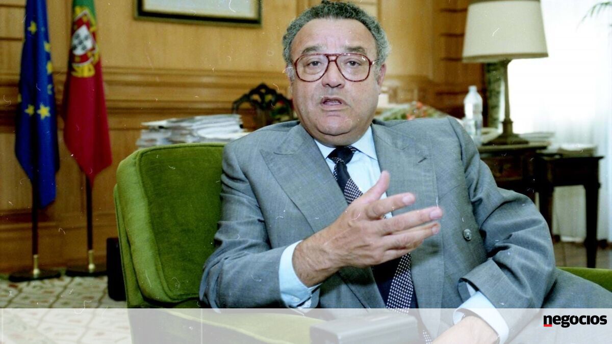 Cerimónias fúnebres de João Cravinho a partir das 11 horas de sábado no ...